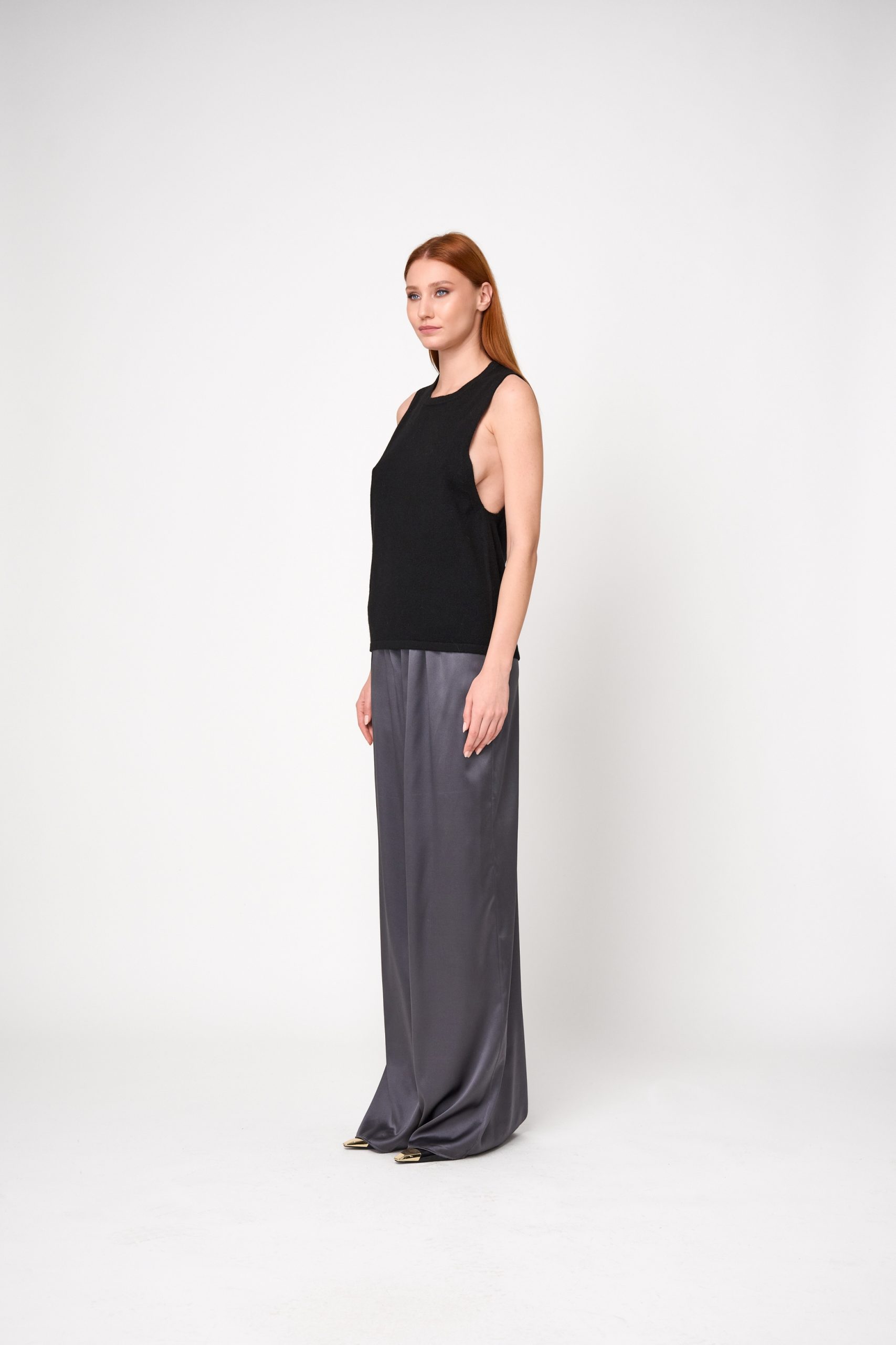 Cashmere Deep Armhole Vest - Laura Hîncu